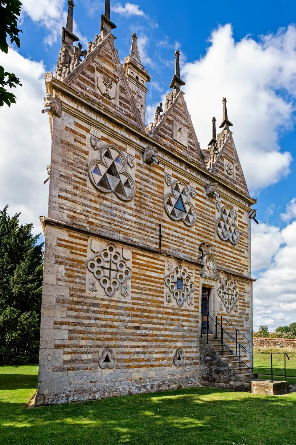 Country church monuments | C.B. Newham | The Critic Magazine